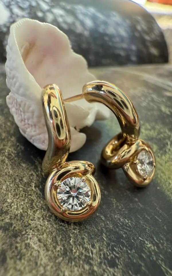 VICE VERSA 14k Yellow Boa Earrings