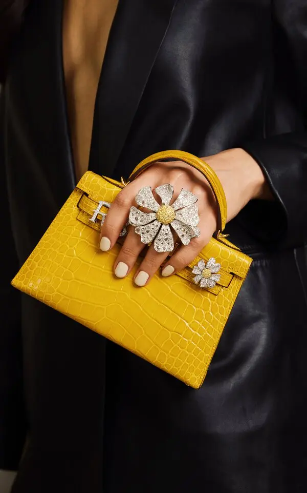 ASHNA MEHTA 18k Gold Daisy Flower Rosecut Ring