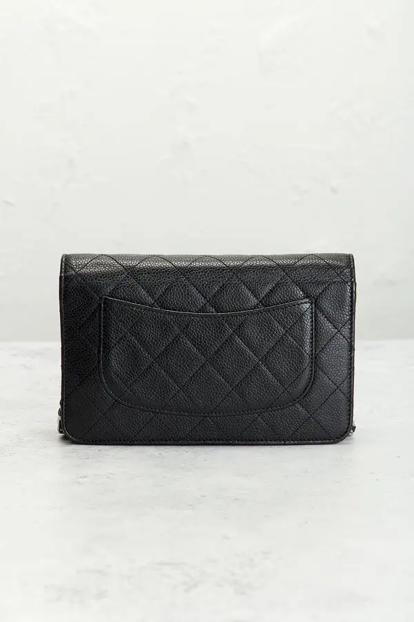 Chanel Caviar Classic Wallet On Chain