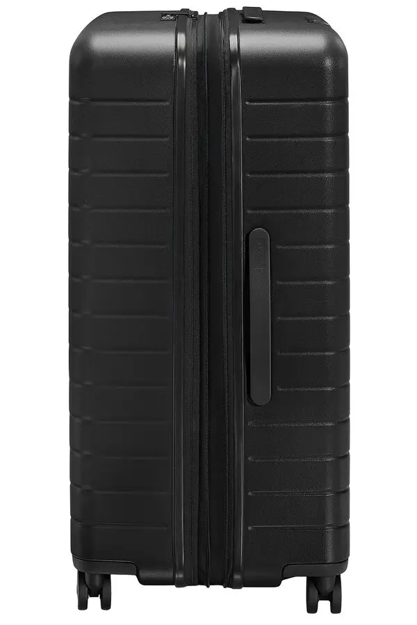 AWAY Large Flex Suitcase - Jet Black