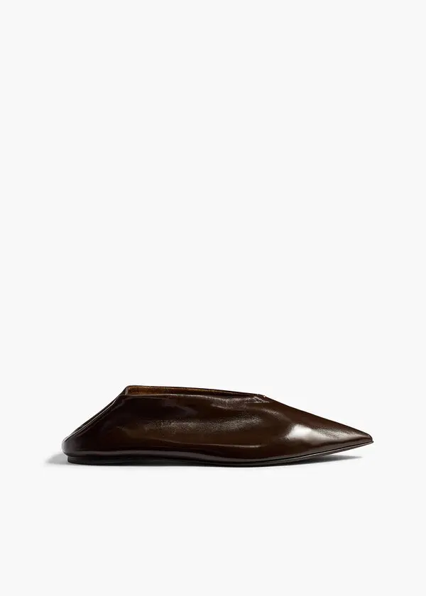 Khaite Miriam Ballerina In Glazed Leather - Cacao