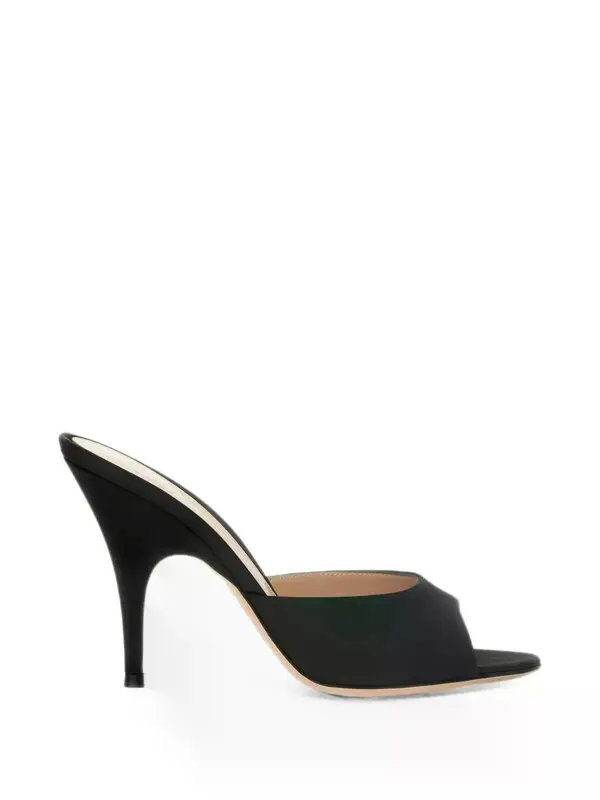 GIANVITO ROSSI Sofia Mules 95