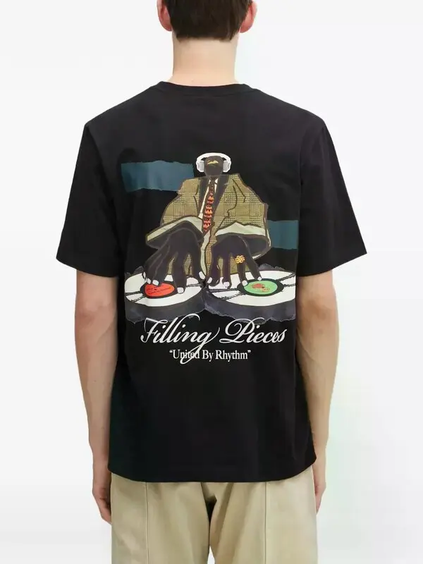 Filling Pieces Graphic Short-sleeve T-shirt