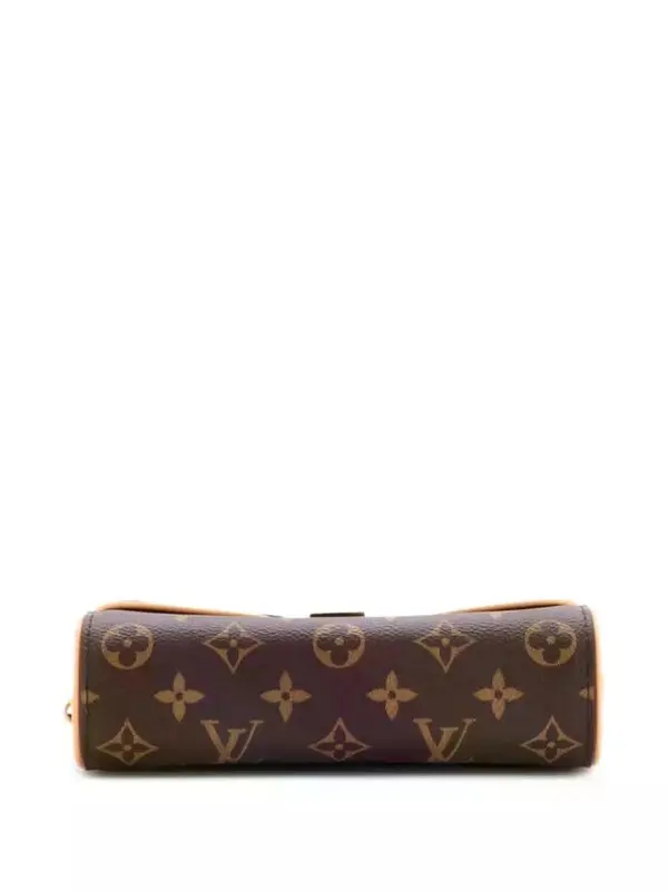 LOUIS VUITTON Camille Pochette Monogram Canvas Clutch Bag