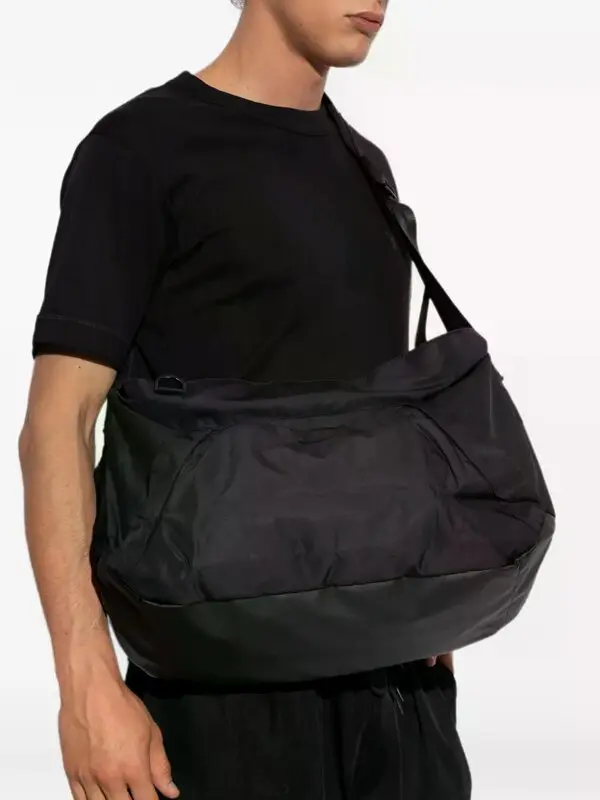 Nike Embroidered Logo Shoulder Bag