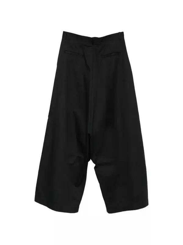 LỰU ĐẠN Lowline Pleated Trousers