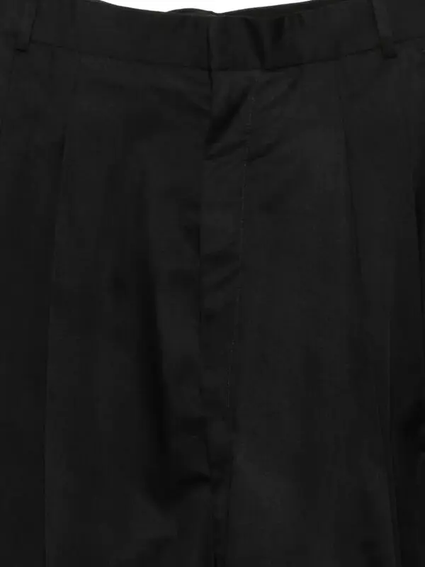 LỰU ĐẠN Lowline Pleated Trousers