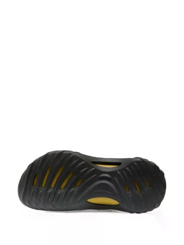 CROCS Echo Wave Mules