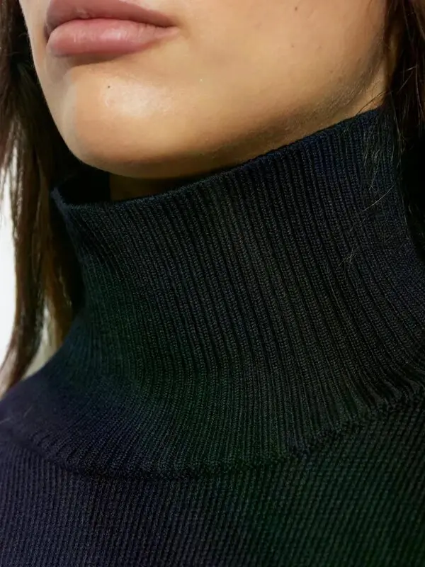 RÓHE Ribbed Turtleneck Sweater