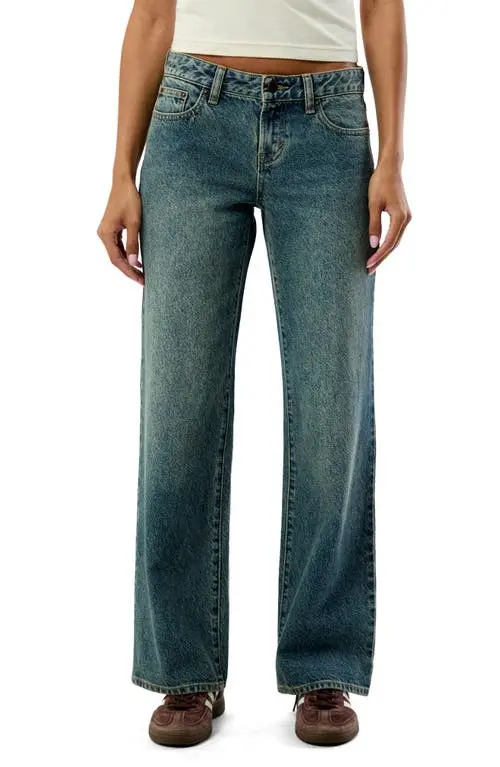 PACSUN Zoe Low Rise Girlfriend Jeans
