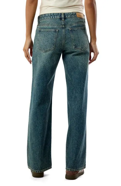 PACSUN Zoe Low Rise Girlfriend Jeans