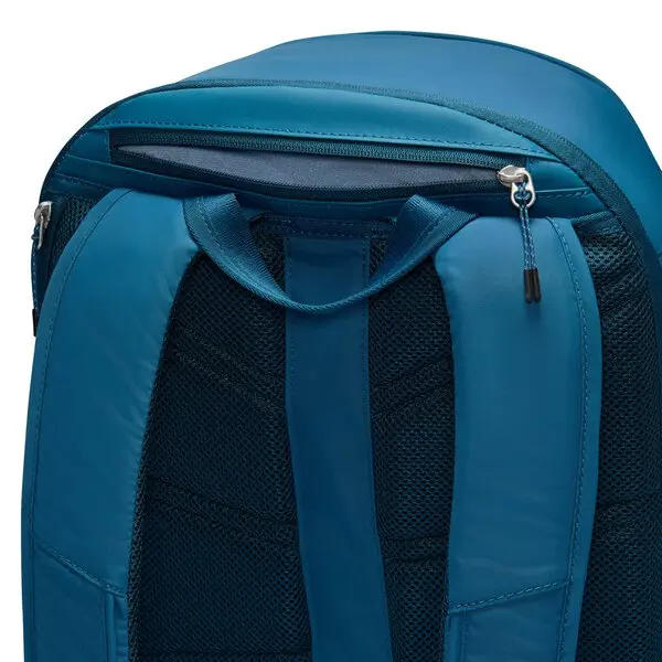 Nike 25l Sportswear Commute Backpack