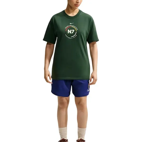 Nike T-shirt