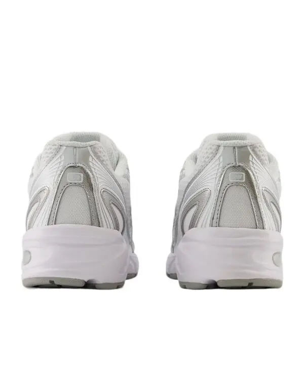 NEW BALANCE 740 Lace-up Sneakers