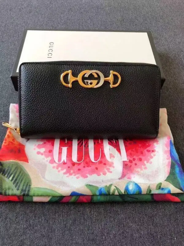 Gucci Zumi Textured Long Wallet