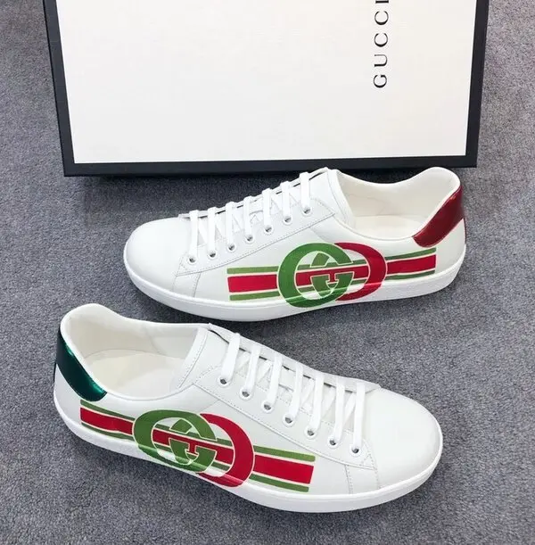 Gucci Gg Print Ace Sneakers - Gray