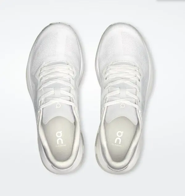 On Cloudzone Low-top Sneakers