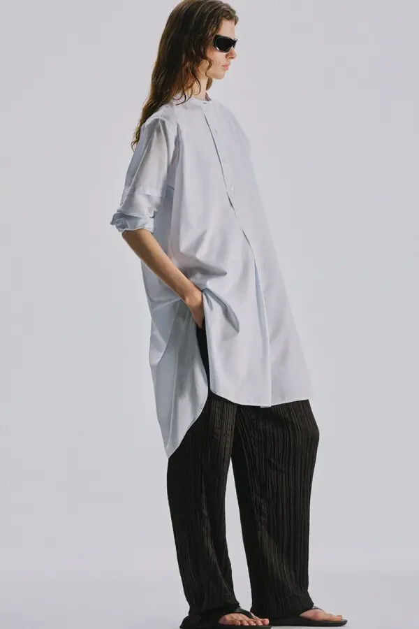THE ROW Dottie Shirt In Sea Island Cotton Poplin - Light Blue Stripe