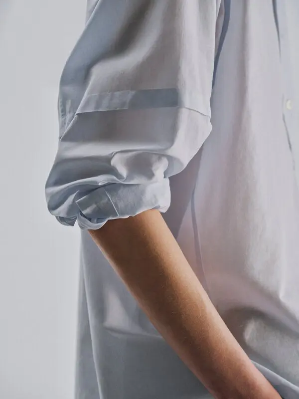 THE ROW Dottie Shirt In Sea Island Cotton Poplin - Light Blue Stripe