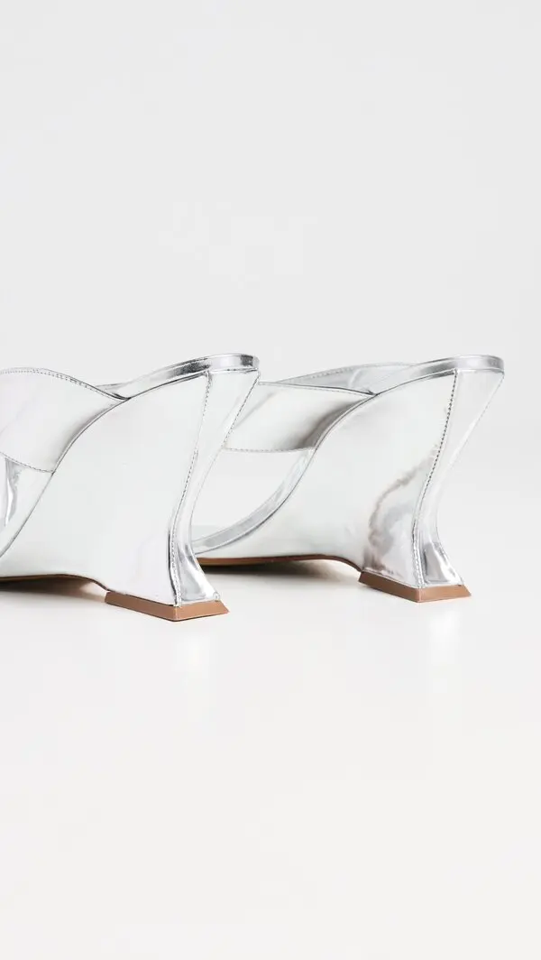 Schutz Maya Thong Wedge Sandals - Prata