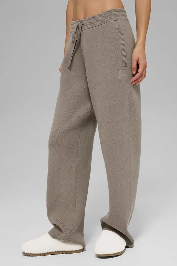 Alo Yoga Scholar Straight Leg Sweatpant