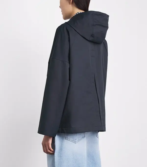 Barbour Kingswood Showerproof Hooded Jacket