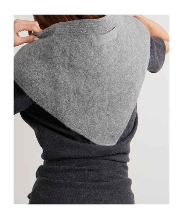 Jacquemus The Gros Grain Shawl