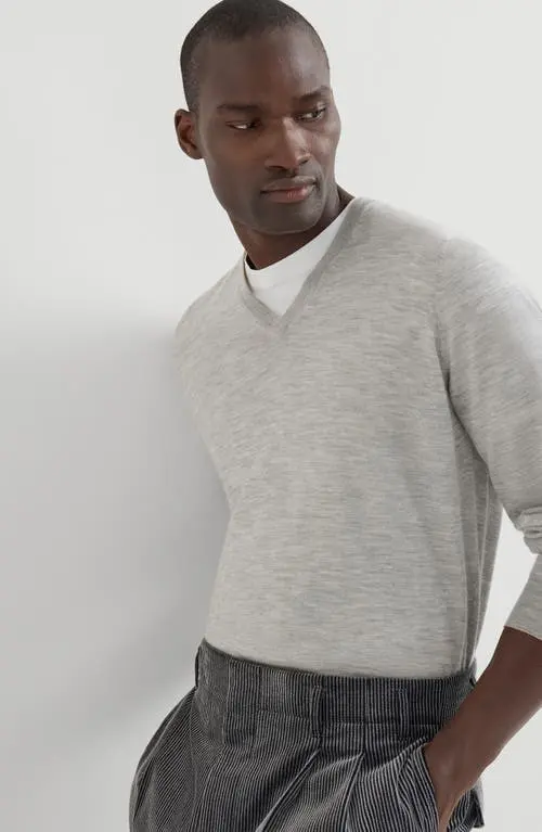 Brunello Cucinelli Cashmere And Silk Lightweight Sweater - Pebble