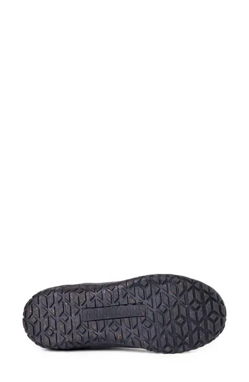 Minnetonka Chelsea Tread Boot - Black