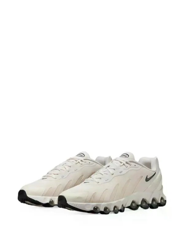 Nike Max Dn8 Sneakers