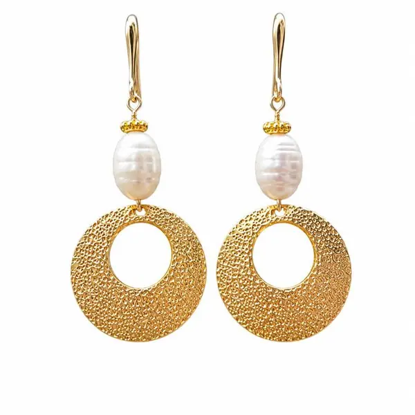 WAY TO CHIC Gold Plated Pearl Drop Earrings - White/gold