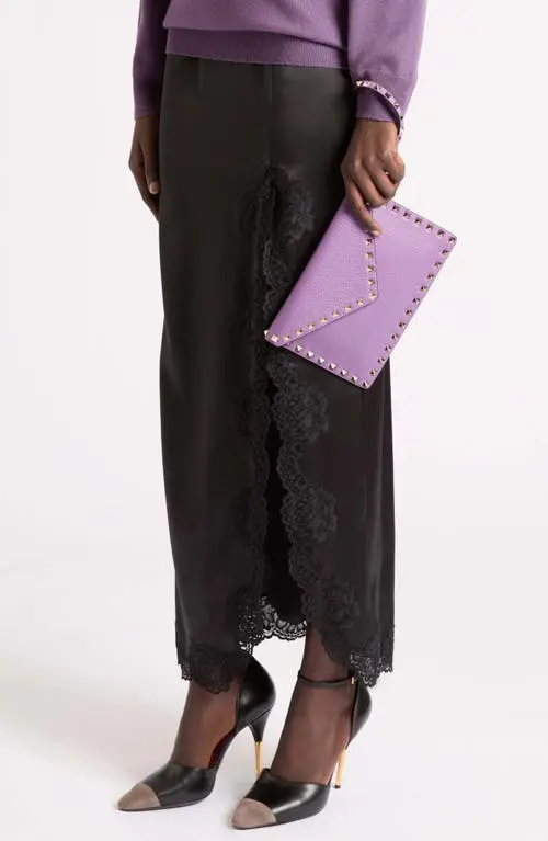 Valentino Garavani Medium Rockstud Leather Clutch - Violet
