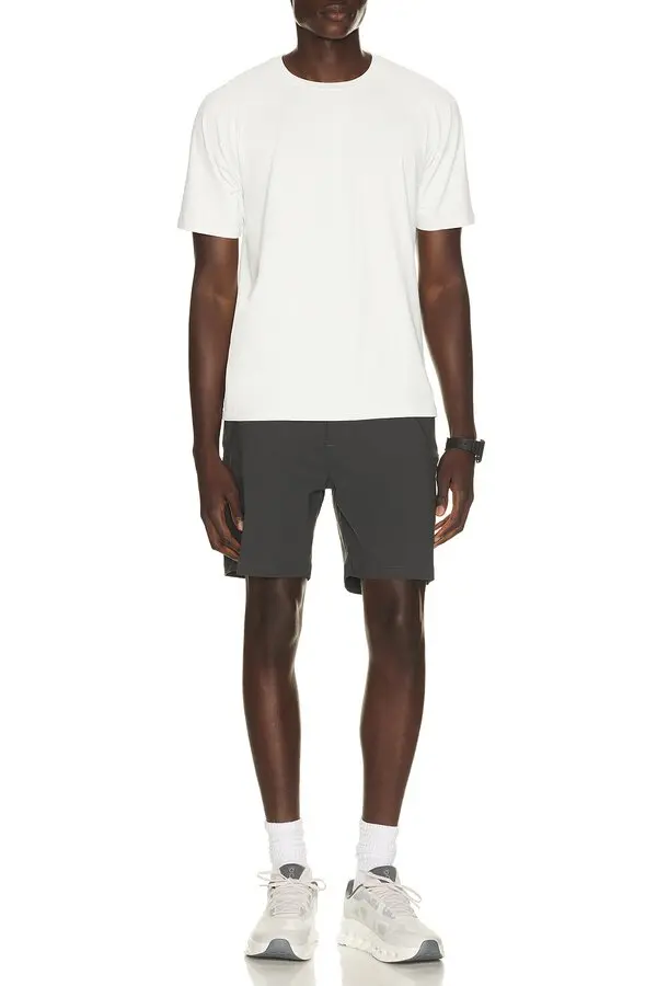 Beyond Yoga Element 7 Chino Short In Black