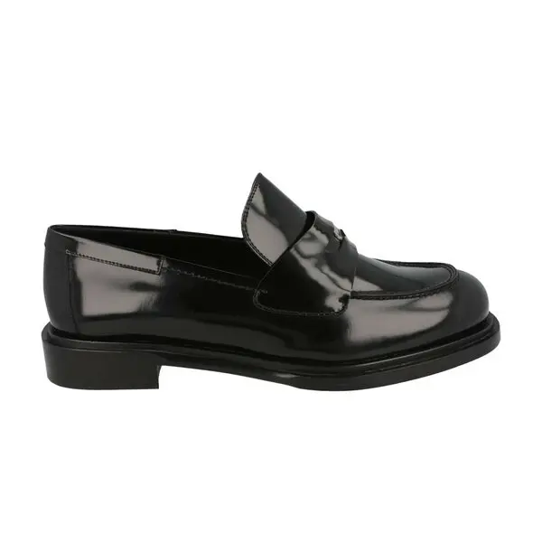 FERRAGAMO Wmns Nyx Patent Leather Penny Loafer