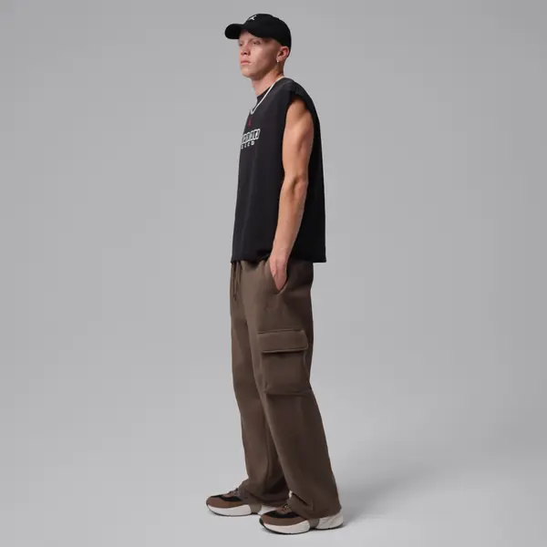 JORDAN Brooklyn Oversized Fleece Cargo Pants