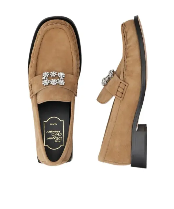 ROGER VIVIER Viv Moc Strass Loafers - Beige