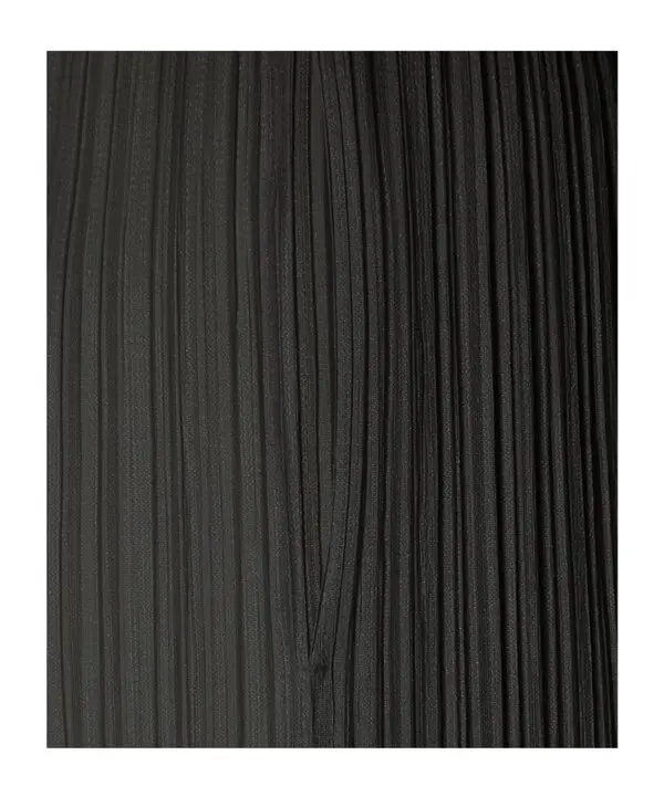 Issey Miyake Pleated Straight-leg Pants - Black