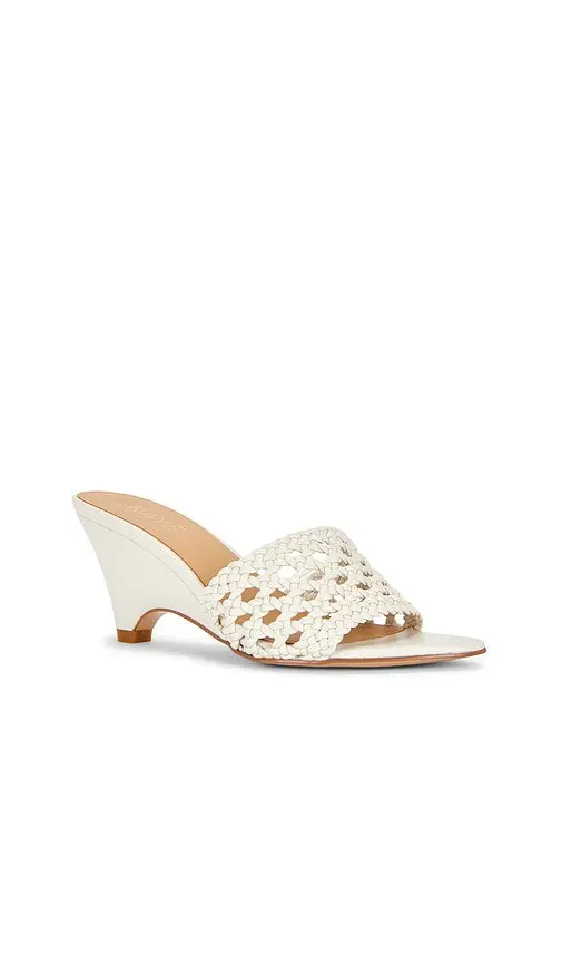 Raye Estela Wedge