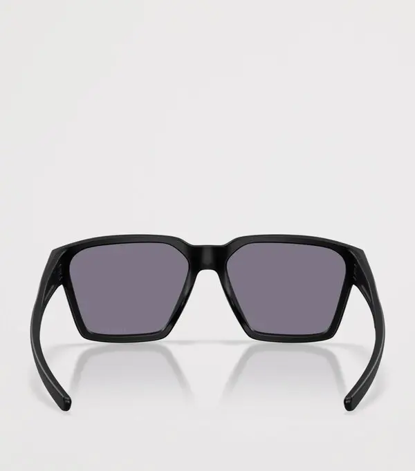 Oakley Briza Square Frame Sunglasses