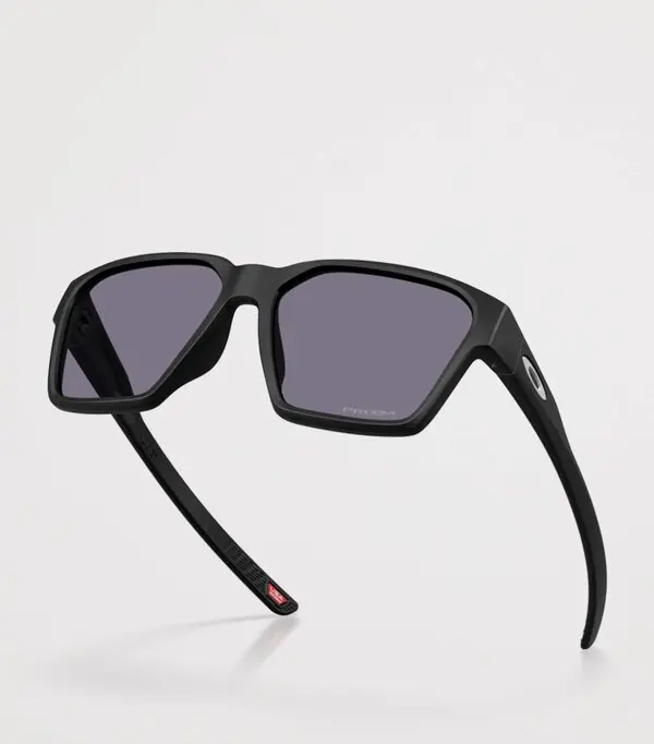 Oakley Briza Square Frame Sunglasses