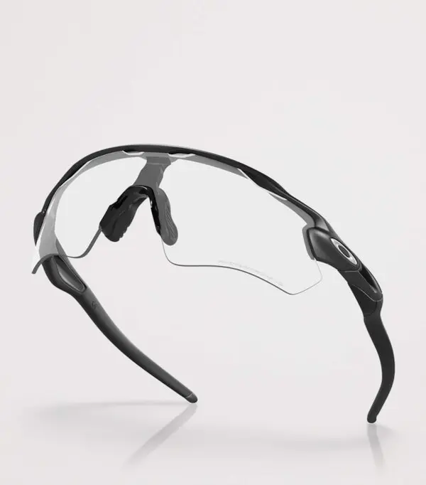 Oakley Photochromic Radar Ev Path Shield Sunglasses