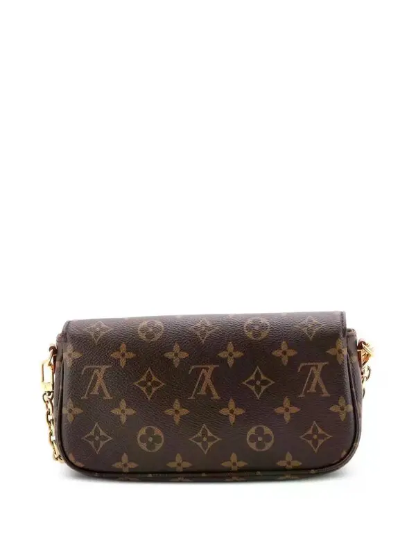 LOUIS VUITTON Ivy Wallet On Chain Monogram Canvas Shoulder Bag - Brown