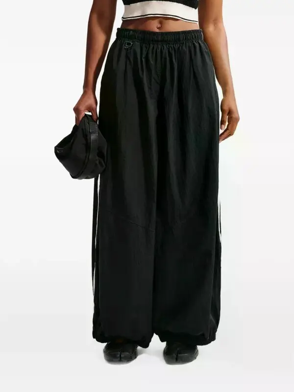 Nike Elasticated Cuff Track Pants - Black