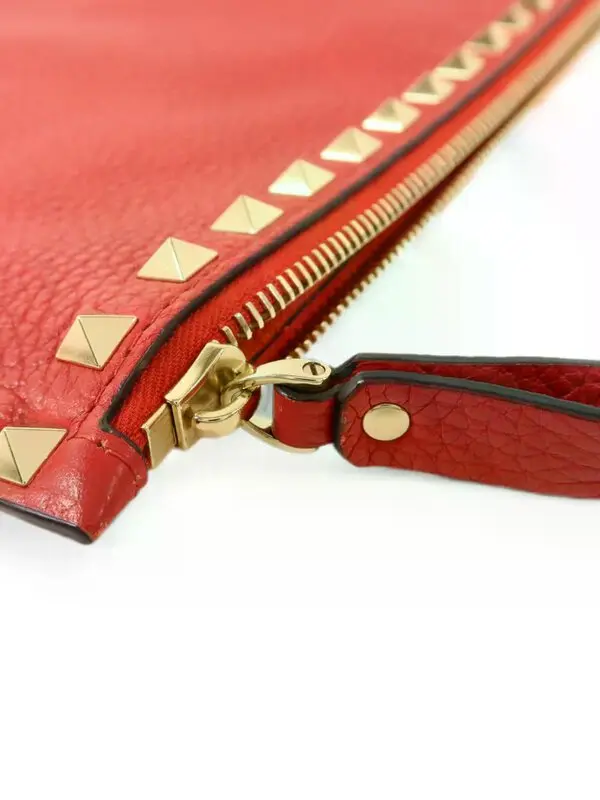Valentino Garavani Rockstud Clutch Bag - Red