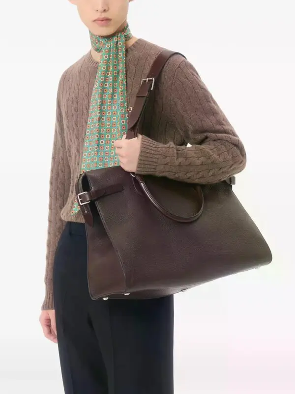 Valentino Garavani Antibes Duffle Bag In Grained Leather