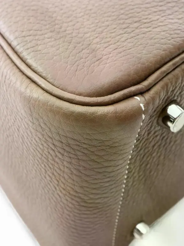Hermès 2023 Lindy 26 Shoulder Bag