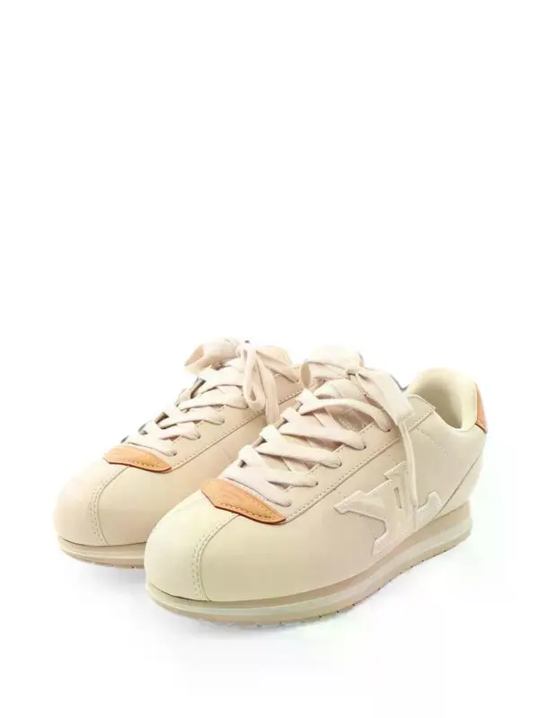 LOUIS VUITTON Logo-patch Sneakers - Neutrals