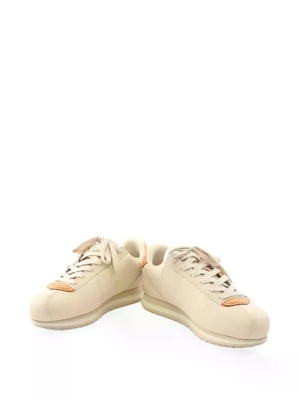 LOUIS VUITTON Logo-patch Sneakers
