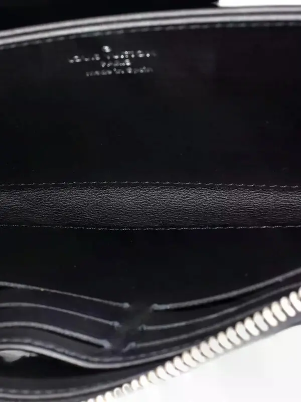 LOUIS VUITTON Zippy Wallet Mahina Leather Small Wallets - Black