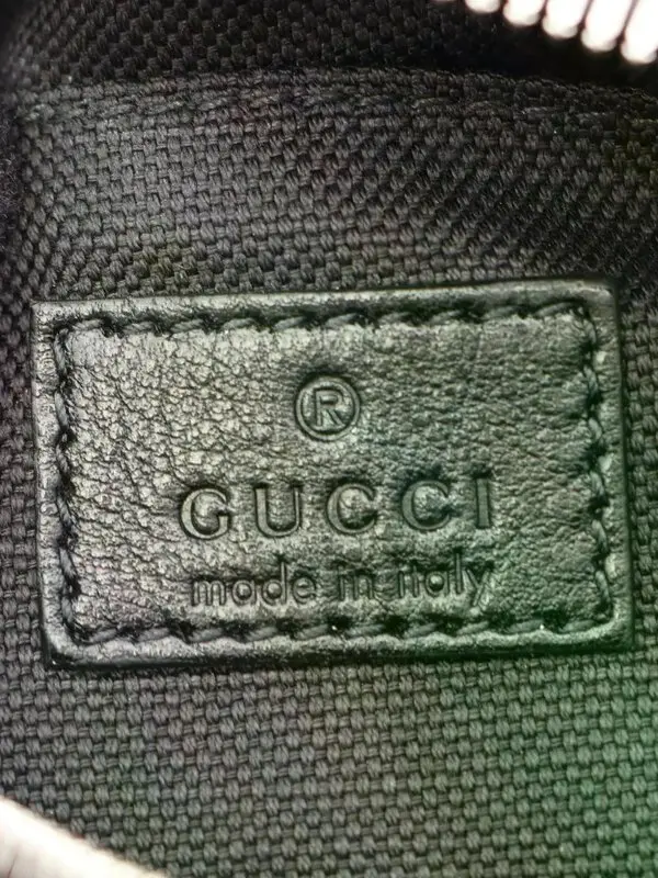 Gucci Blondie Shoulder Bag - Black
